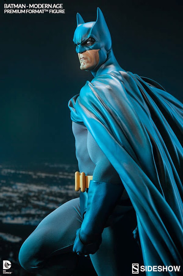Batman - Modern Age Batman Premium Format Figure (Sideshow Collectibles)