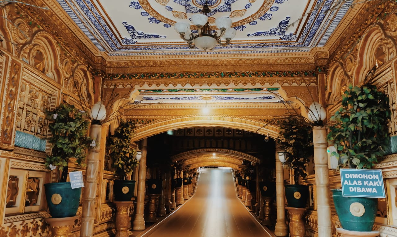 Masjid Jin / Masjid Tiban di Malang - A Life Journal