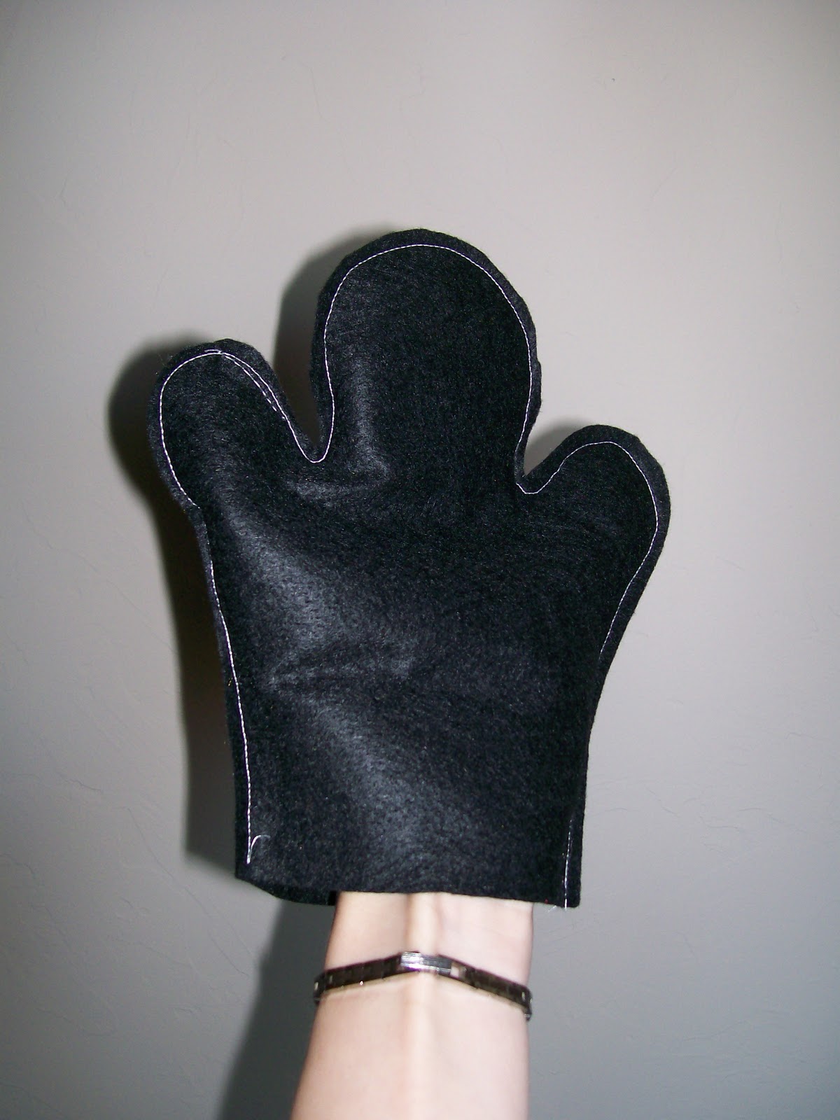 Serving Pink Lemonade: Gifts Kids Can Make: Simple Puppet Tutorial