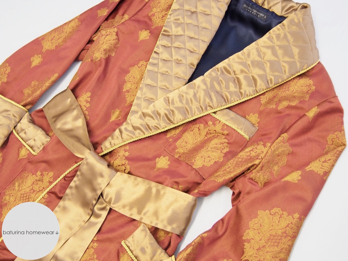 Men's Traditional 1920s Style Silk Dressing Gown with Quilted Shawl ...