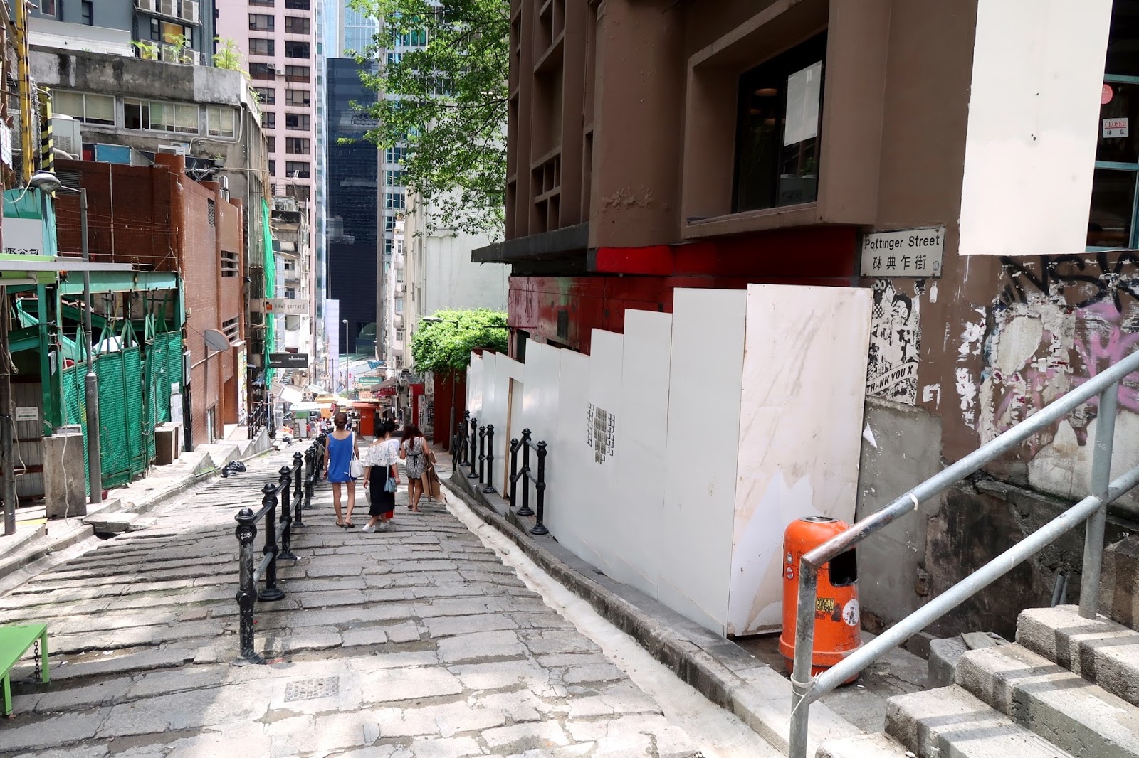 As An Unrest Life: 【Central｜中環】Pottinger Street｜砵典乍街（石板街）