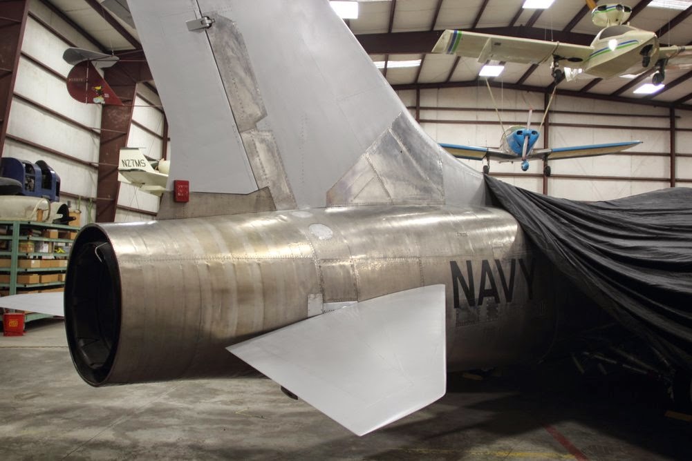 A Scale Canadian: Vought XF8U-1 Crusader Unveiling