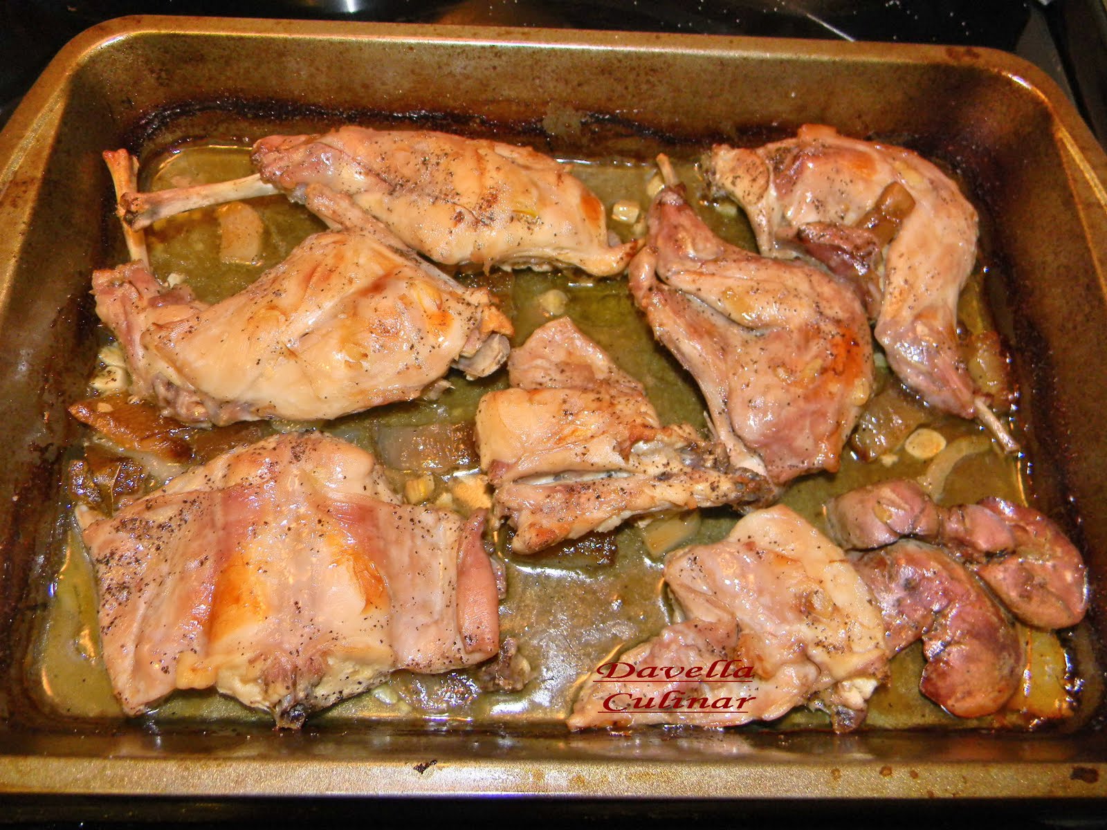 *DAVELLA CULINAR*: Lapin rôti à l'ail et au lard fumé