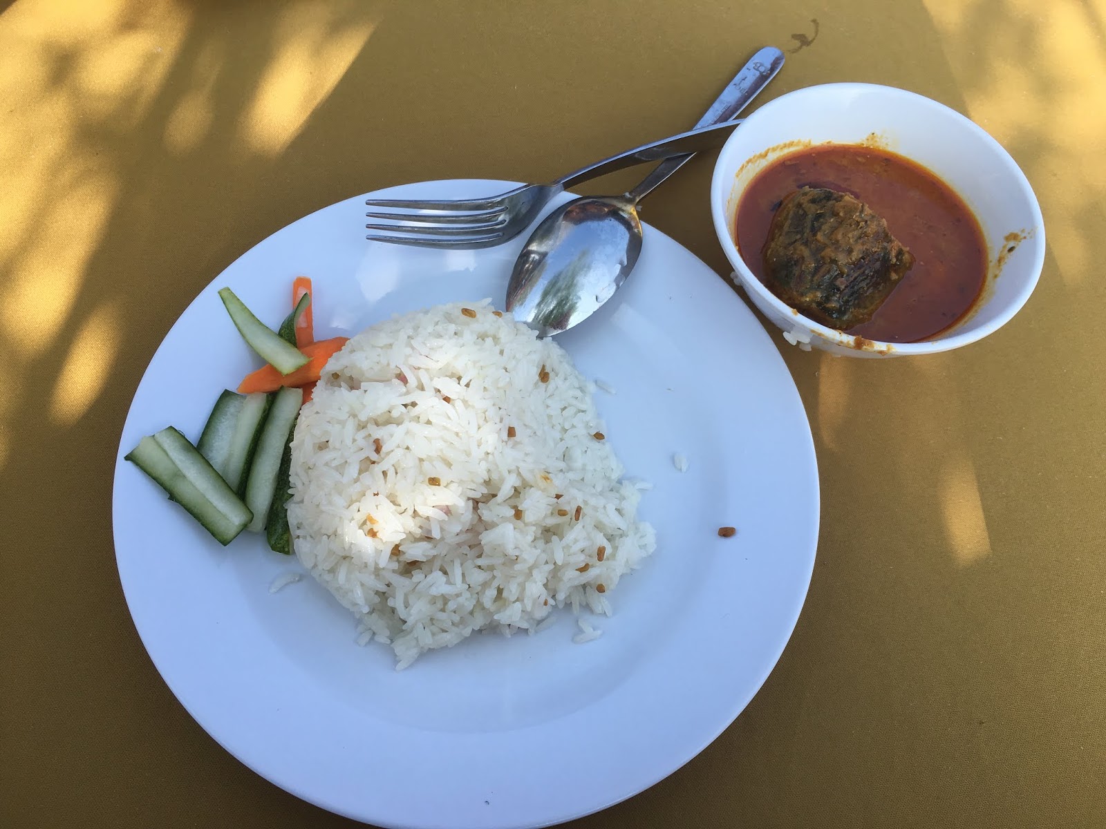 A W E K R E T R O . M Y: EAT: NASI DAGANG PAK MALAU PULAU LANGKAWI