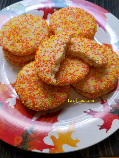 Two Frys: Fall Sprinkle Cookies
