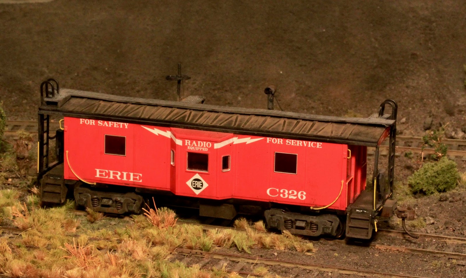 Thursday Night Round Robin: My 1960 Built ERIE Caboose #326