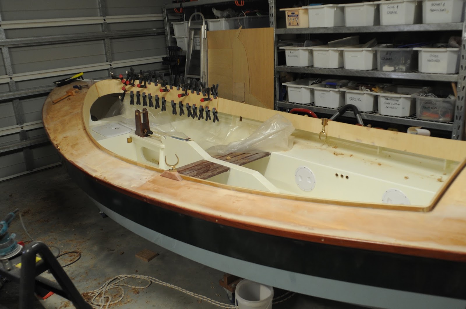 Suzy's Blog: Last coaming piece.