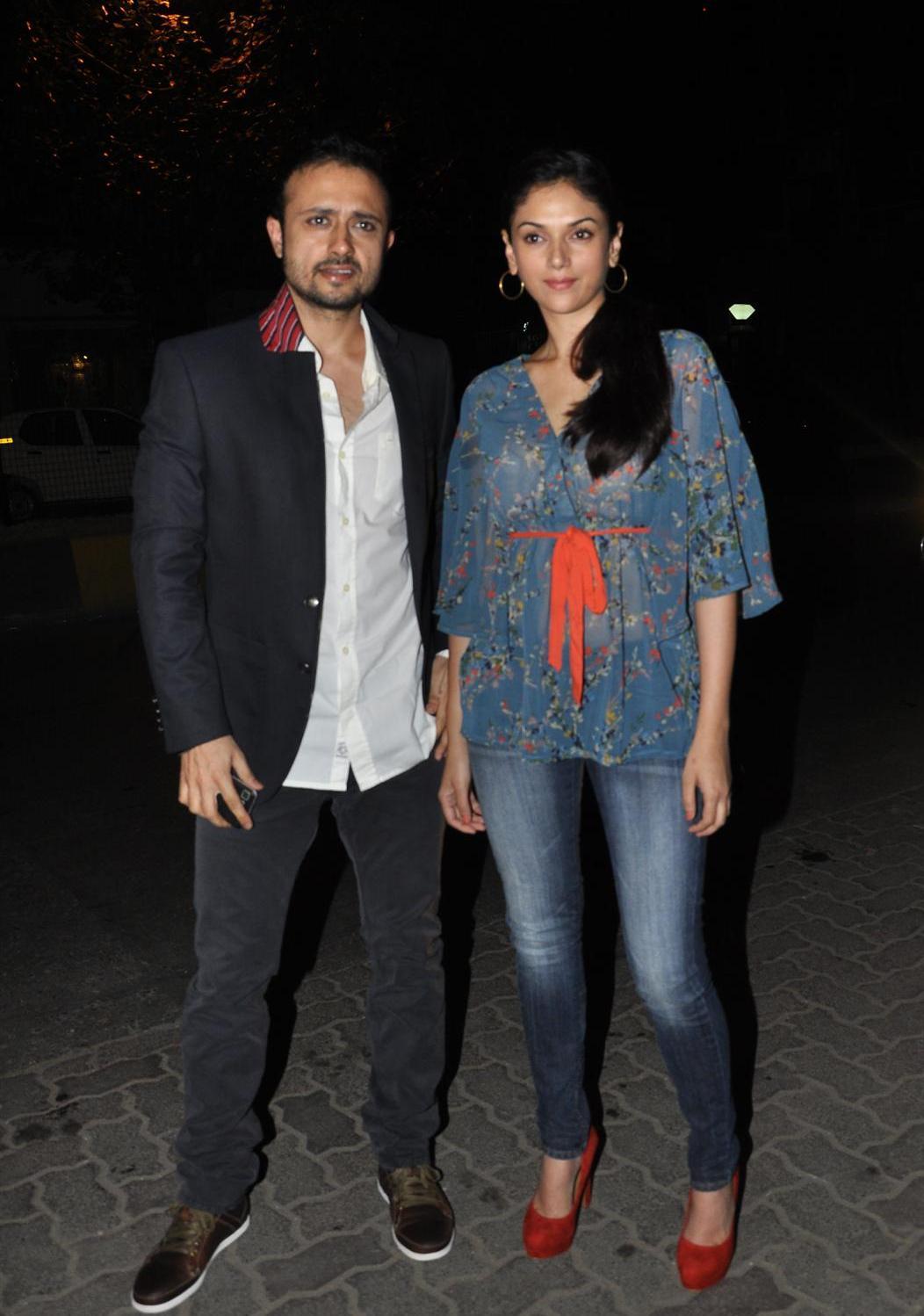 Bollywood Actress Aditi Rao Hydari Ex-Husband Satyadeep Mishra | Family ...