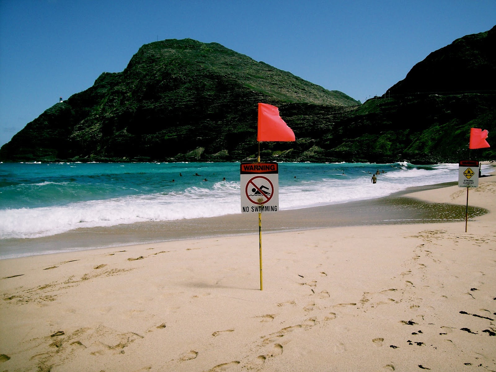 Just trying Toast Hawai'i : Makapu'u Beach and Boogie Boarding @Point Panic