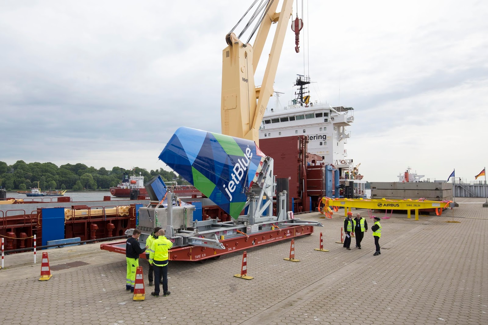 Flyingphotos Magazine News: Airbus Launches Ship Carrying First ...