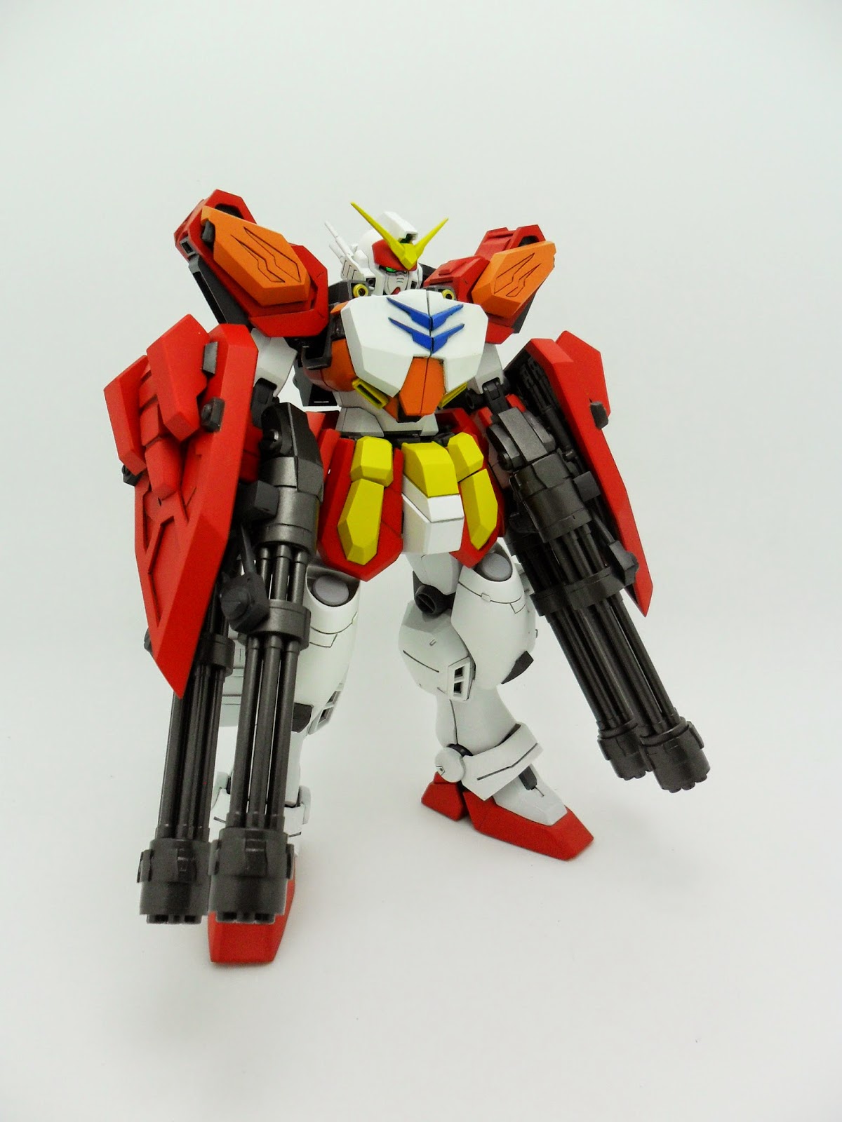 Custom Build: 1/100 Gundam Heavyarms Custom Fantasy Ver. - Gundam Kits ...