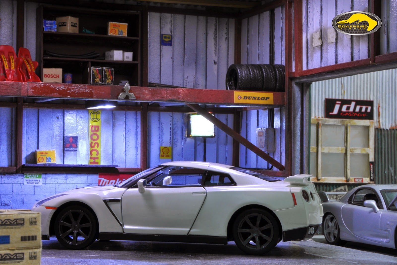 Bowerbird Garage Diorama: JDM Garage Diorama - (Jinri 3.0 ex Ehra II)