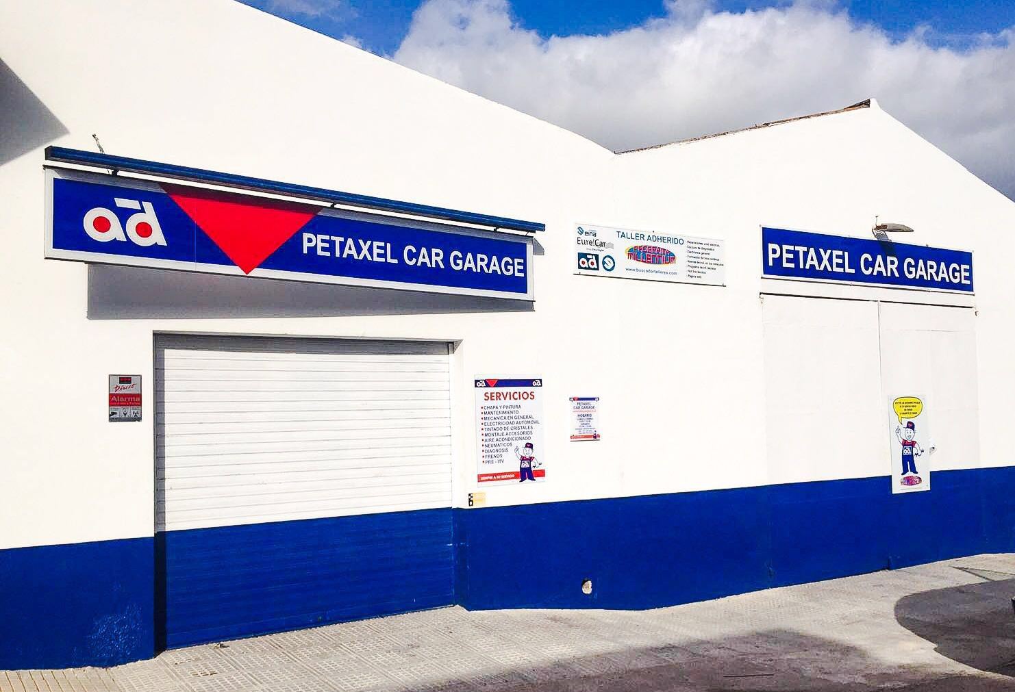 Blog Mecánicos: ZONA TALLER: La historia de Taller Petaxel en Ibiza