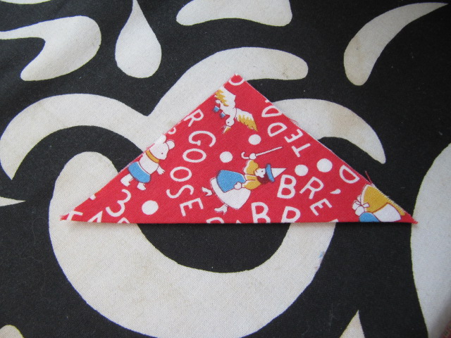 Sew Many Ways...: How To Make Prairie Points For Your Next Quilt Top...