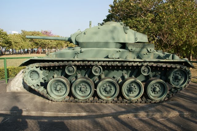 Blair's 軍事,警察及消防攝影: M24A1 Chaffee 霞飛戰車