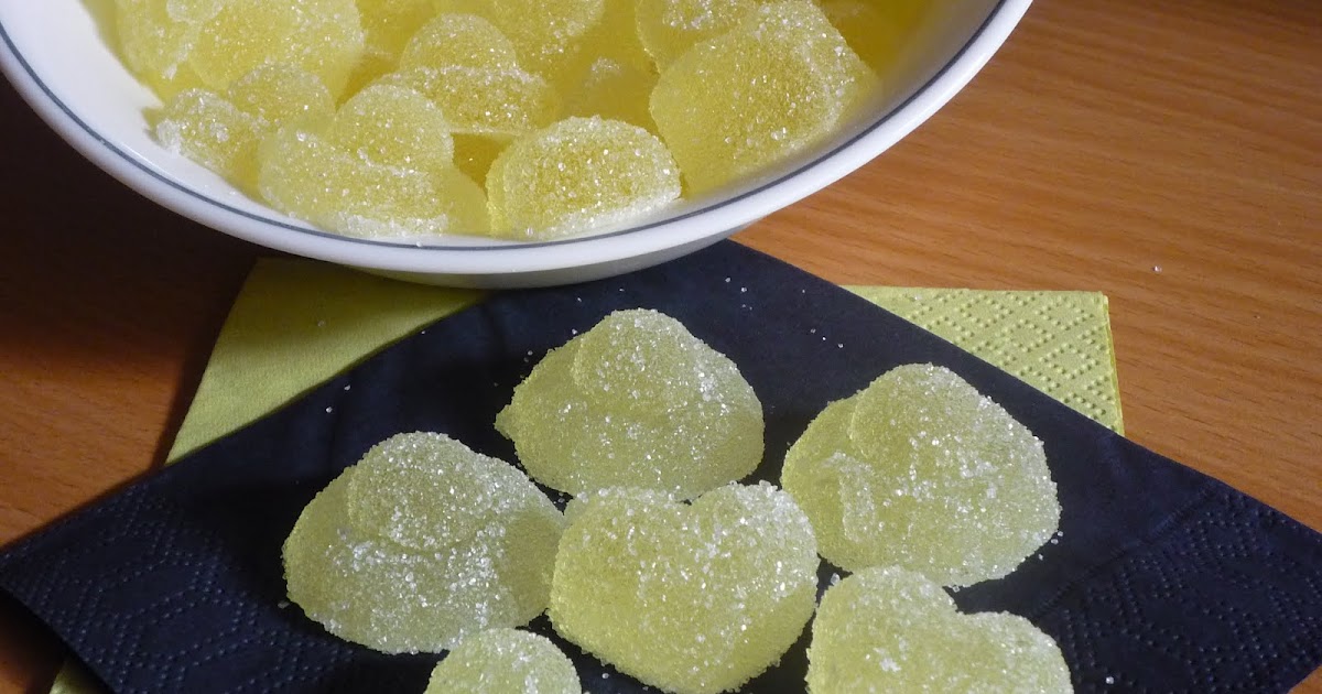 With Chocolate Brown: Gomas