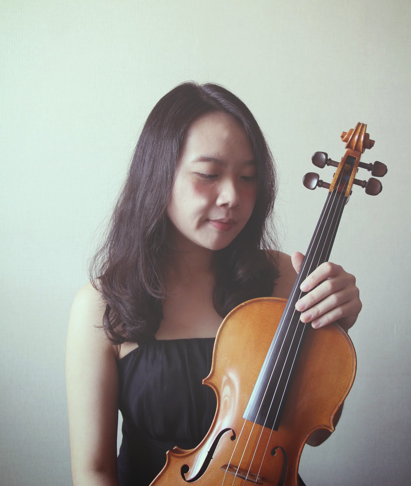 藝綻室內樂團: 中提琴/ 廖毓真 Yu-Chen Liao