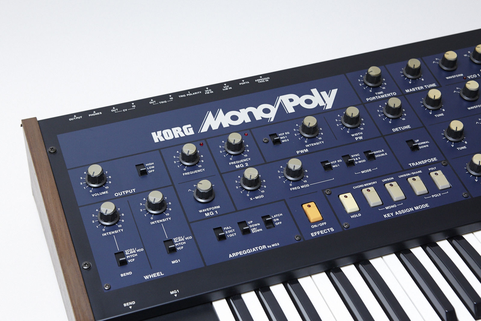 MATRIXSYNTH: KORG Mono/Poly SN 371946