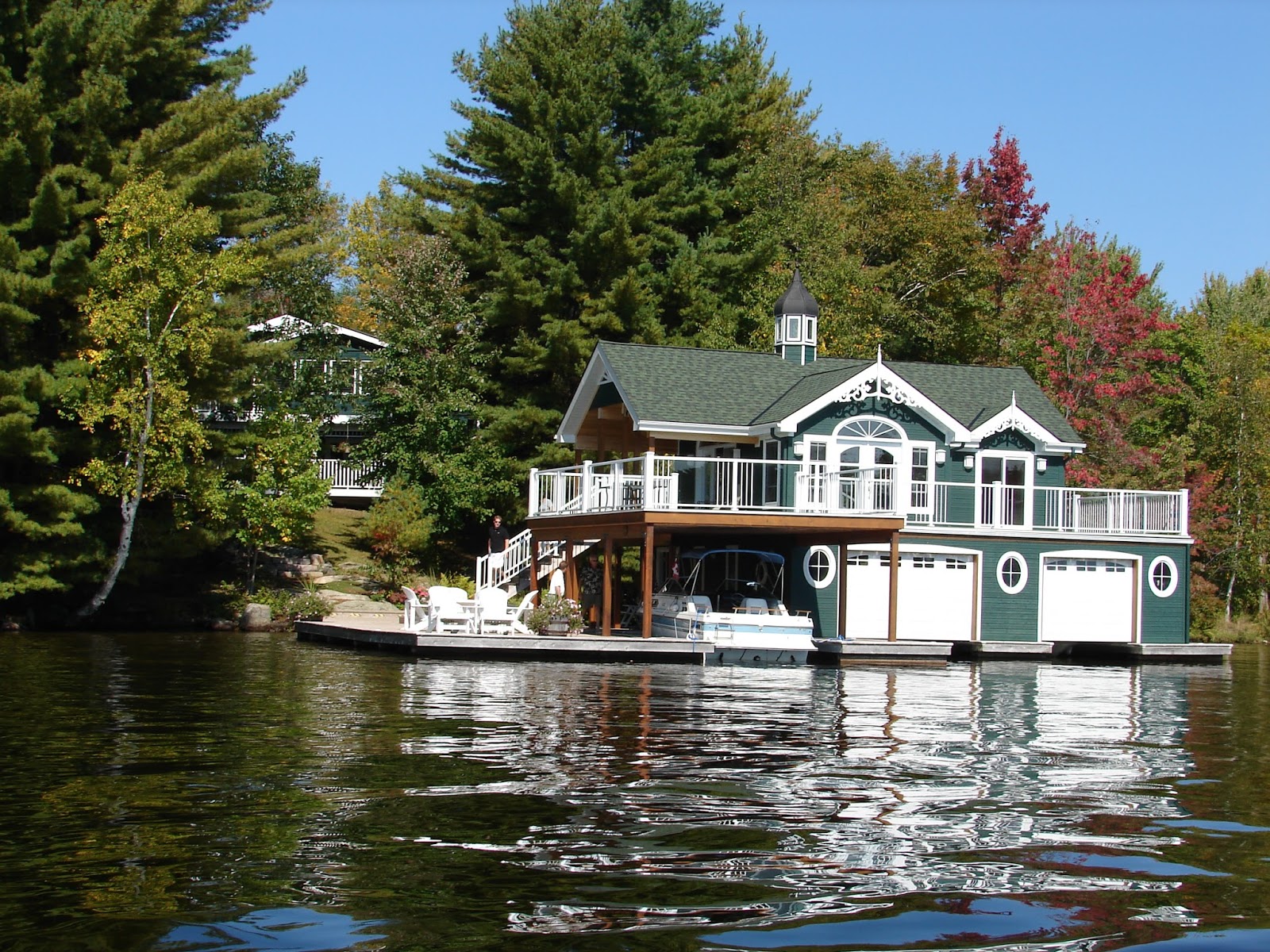 Just things and thoughts: Beautiful Boathouses of Muskoka