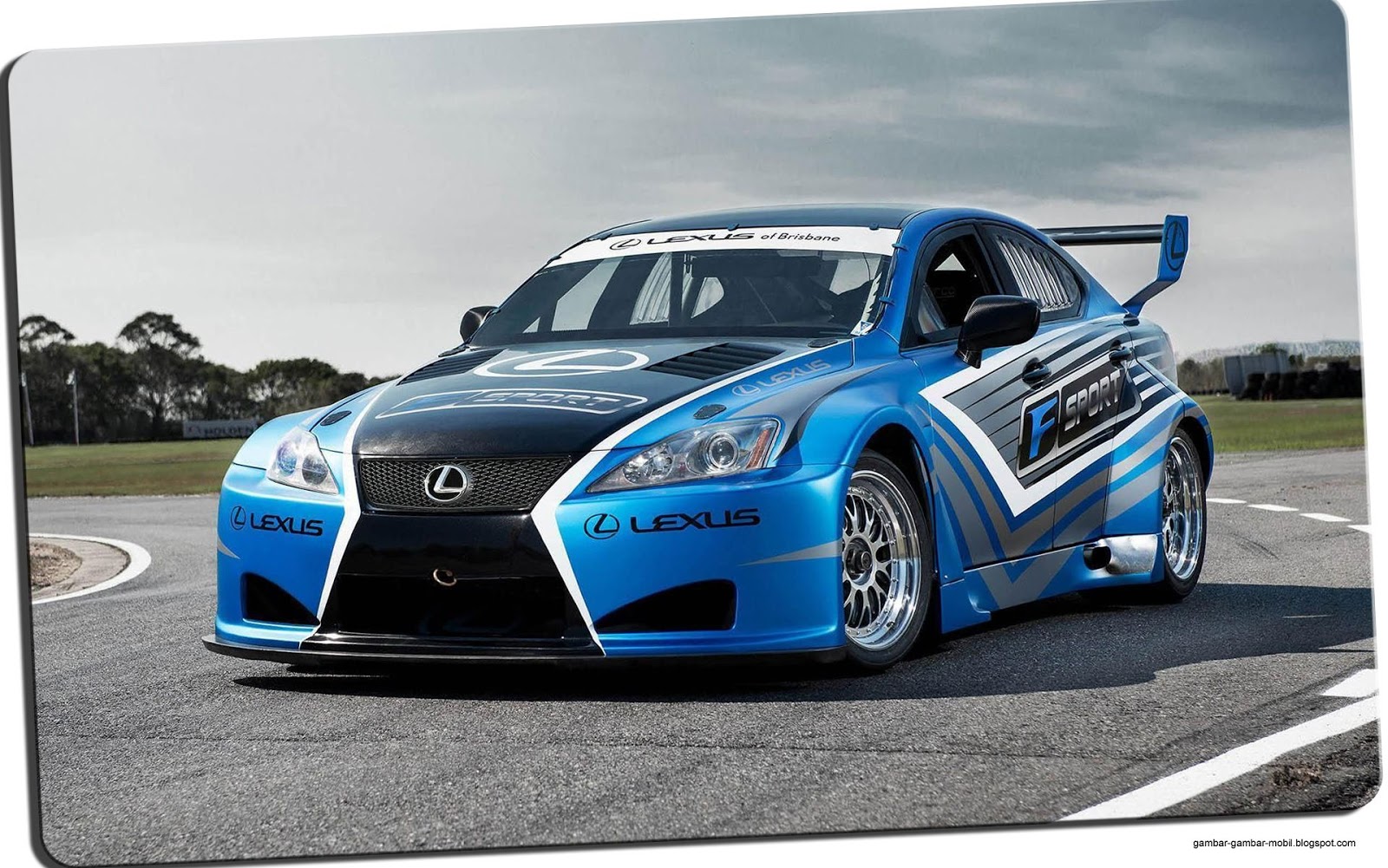 Download Gambar Mobil Balap Keren - Gambar Gambar Mobil