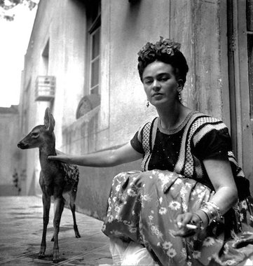 Ŧhe ₵oincidental Ðandy: Frida Kahlo: The Life of A Mexican Icon