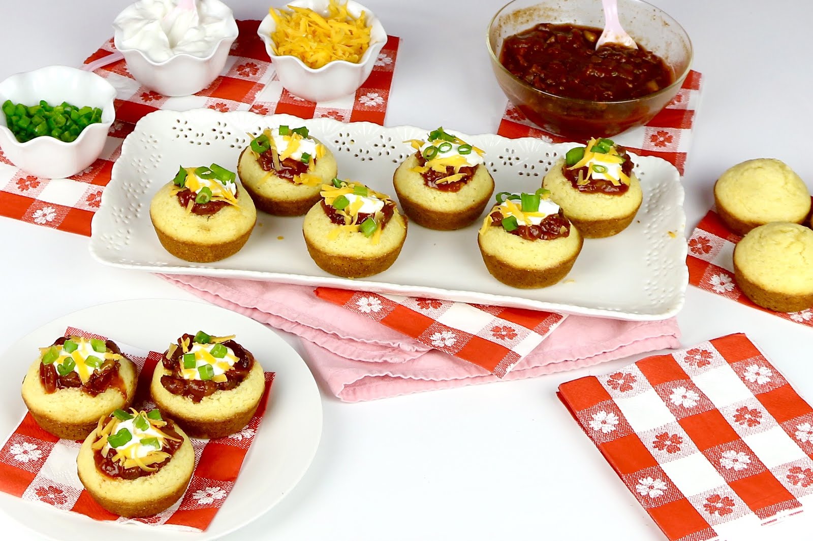 {VIDEO} Chili Filled Cornbread Muffins - The Lindsay Ann