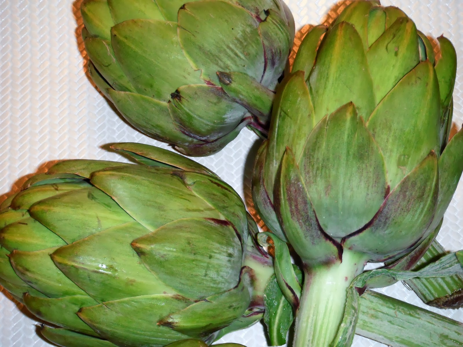 La familia en la cocina: Tortilla de alcachofas