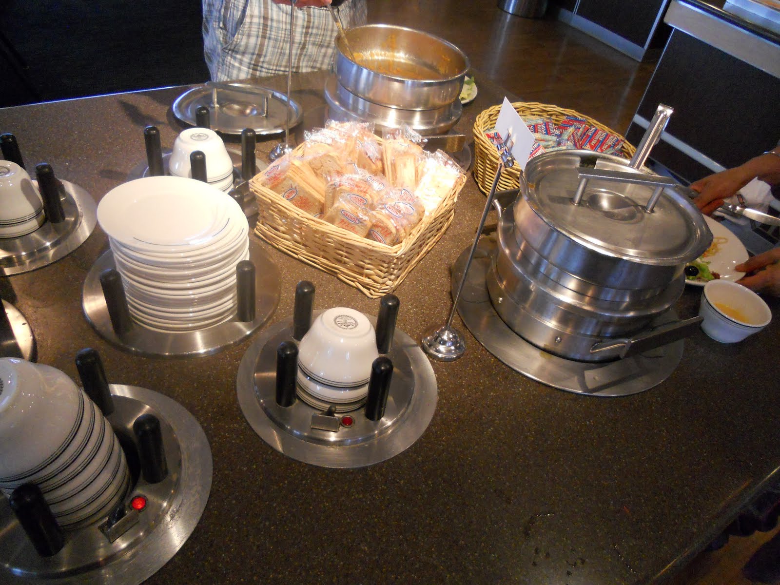 Oishizo!: Pacific Buffet - BC Ferry