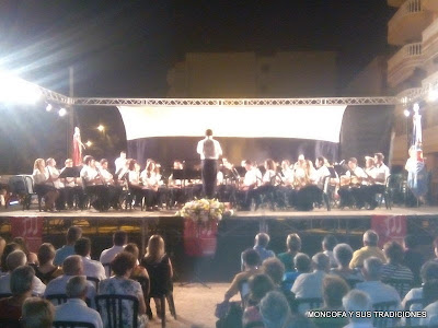 MONCOFA Y SUS TRADICIONES: Entretenido Festival de Bandes en la Playa ...