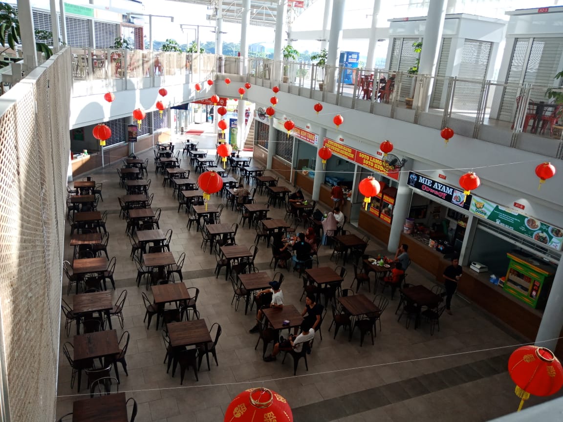 Belanja di Pasar Modern Intermoda BSD City, Terintregrasi ke Stasiun ...