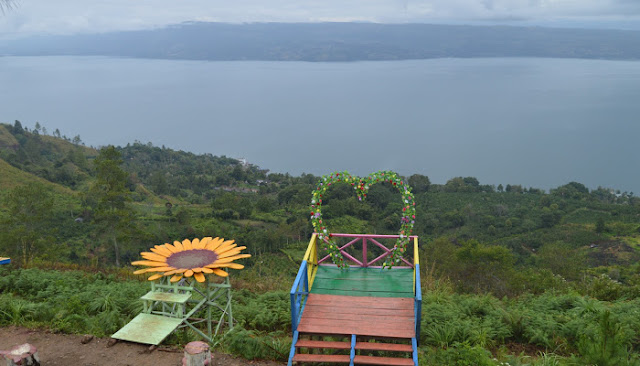 wisata kekinian Bukit Indah Simarjarunjung Sumatera Utara | Pesona ...