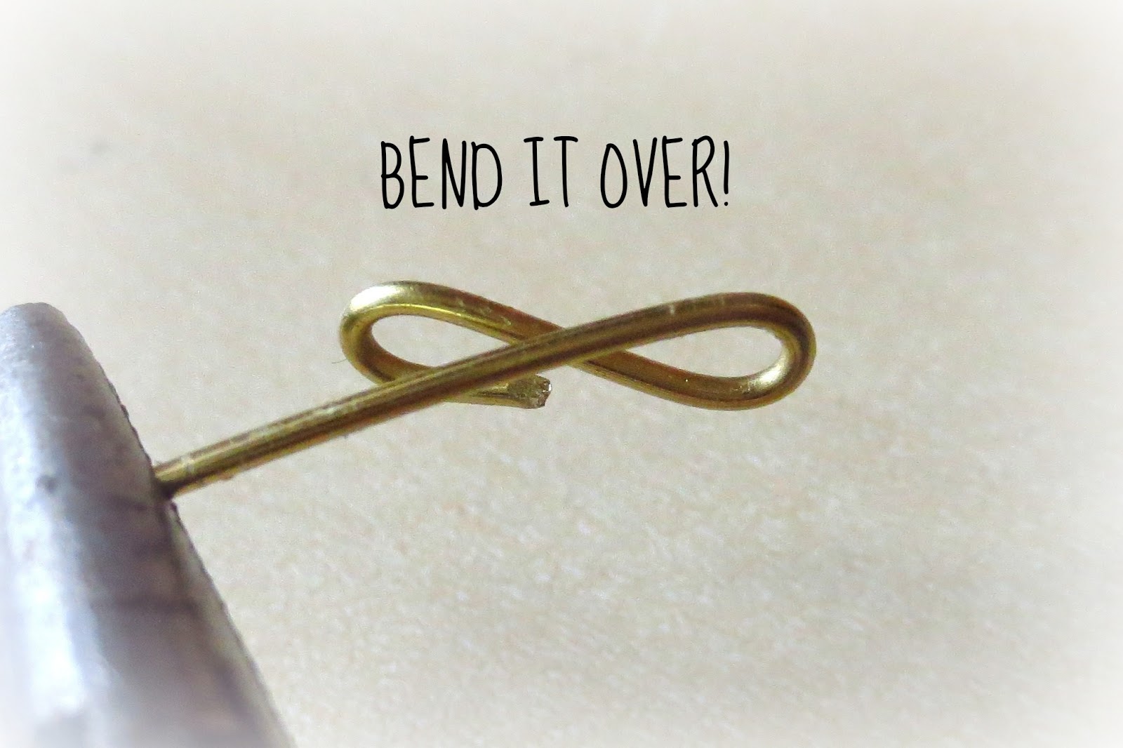 Style Generis: DIY Wire Ring: Infinity