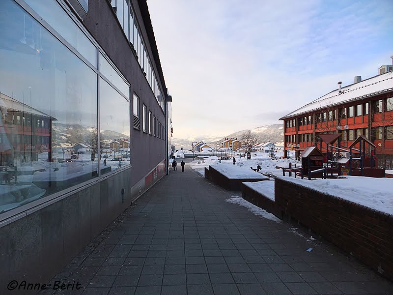 © Anne-Berit`s Photography. ©: Glimt fra Mo i Rana sentrum!