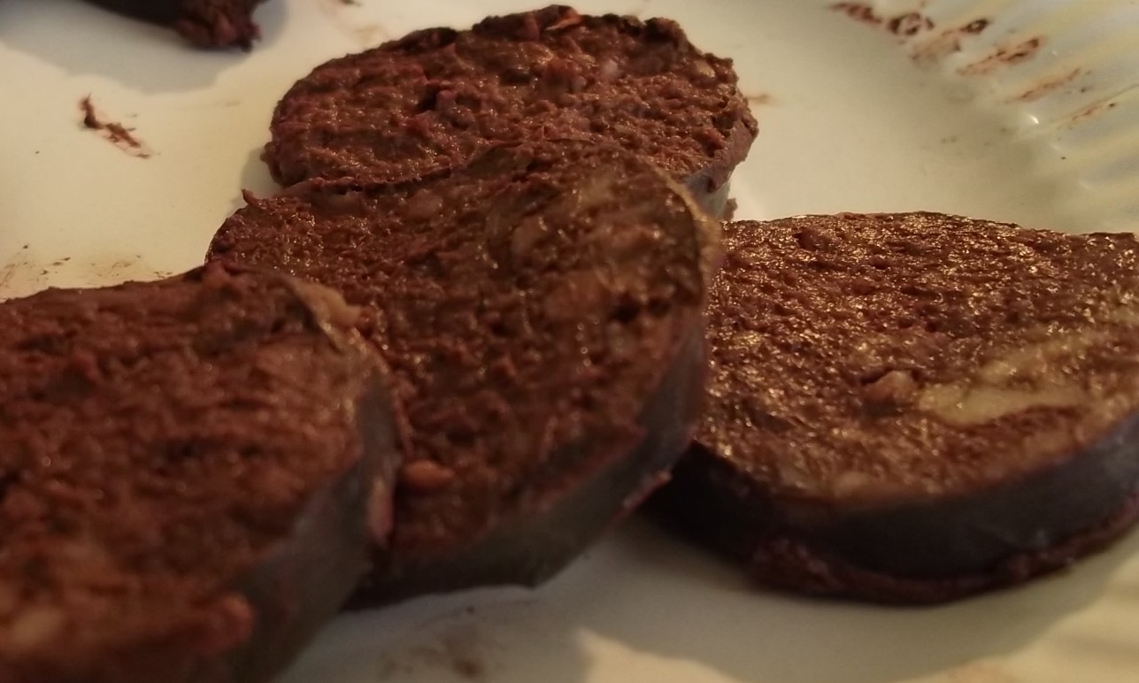 regard perché: Tiens, voilà du boudin...