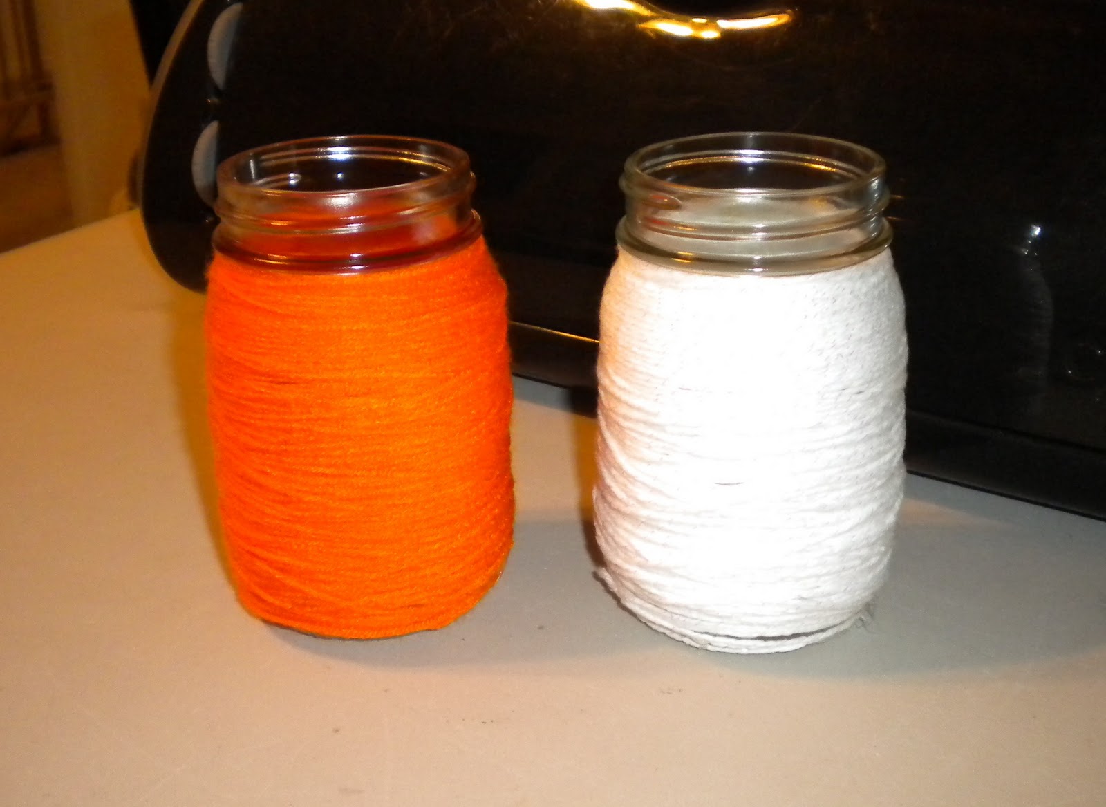 Jean's Crafty Corner: Halloween Yarn Jars