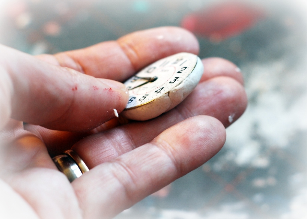 Amazing Casting Products: White Rabbit's Pocket Watch