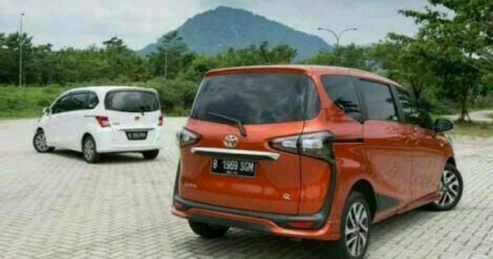 AUTO MOBIL PRO MODIF MALANG: BODYKIT TOYOTA SIENTA