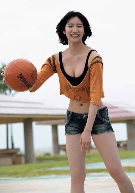 2001 / Rina Onuki / 小貫莉奈 / おぬきりな / 오누키 리나 / Actress