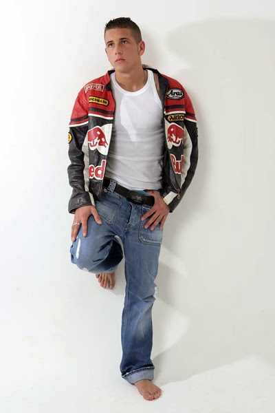 La Galeria del tio bueno: Daniel Broughton, mister gay