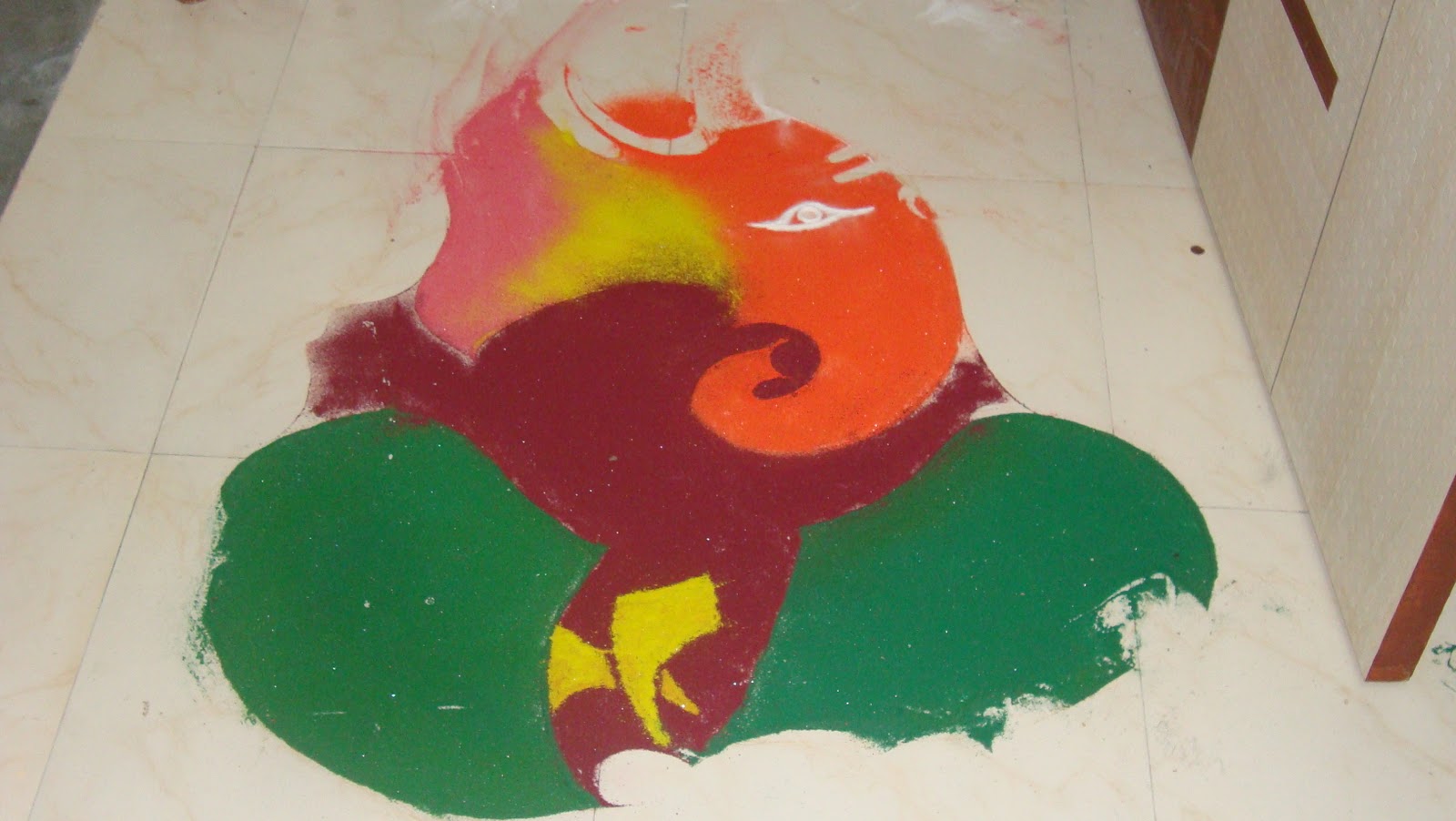 Kiran Hegde's Blog: Deepavali Rangoli-Cubicle Decoration - Lantern ...