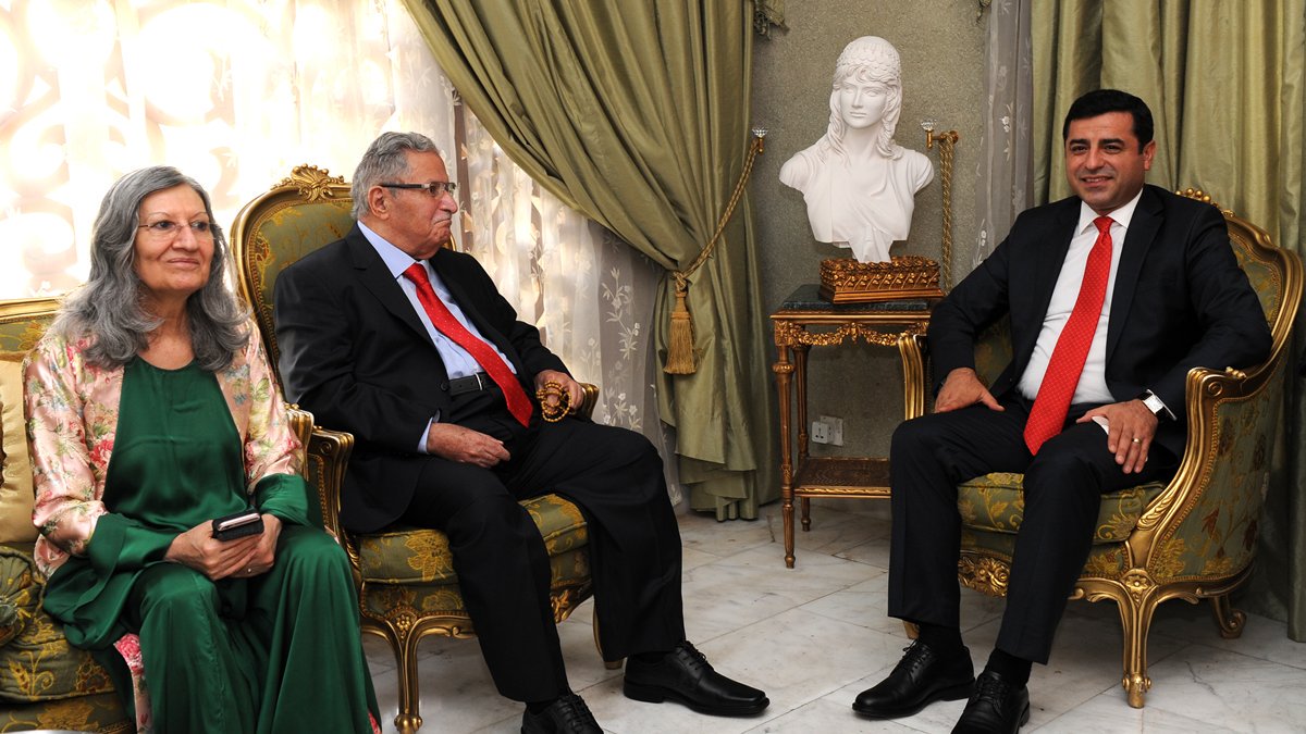 KurdisCat: Demirtaş meet with Jalal Talabani and his wife
