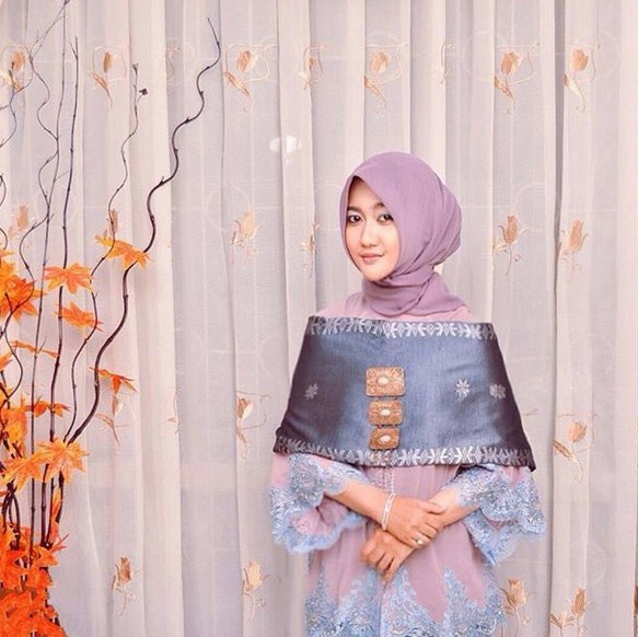 Rekomendasi Model Kebaya Muslim Modern Terbaru Edisi 2017