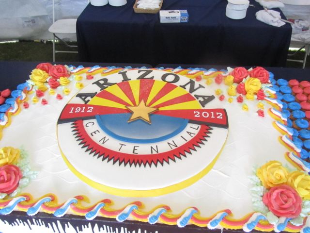 TASTES & TREASURES Historical League Blog: 400 lb birthday cake from ...