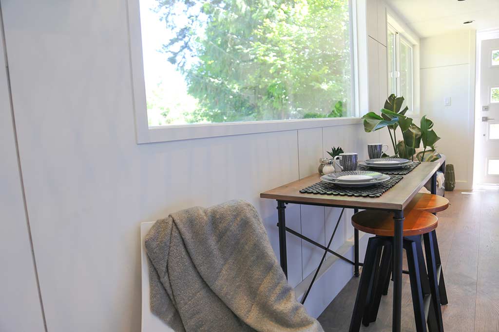 Tiny House, Big Kitchen [ TINY HOUSE TOWN ]