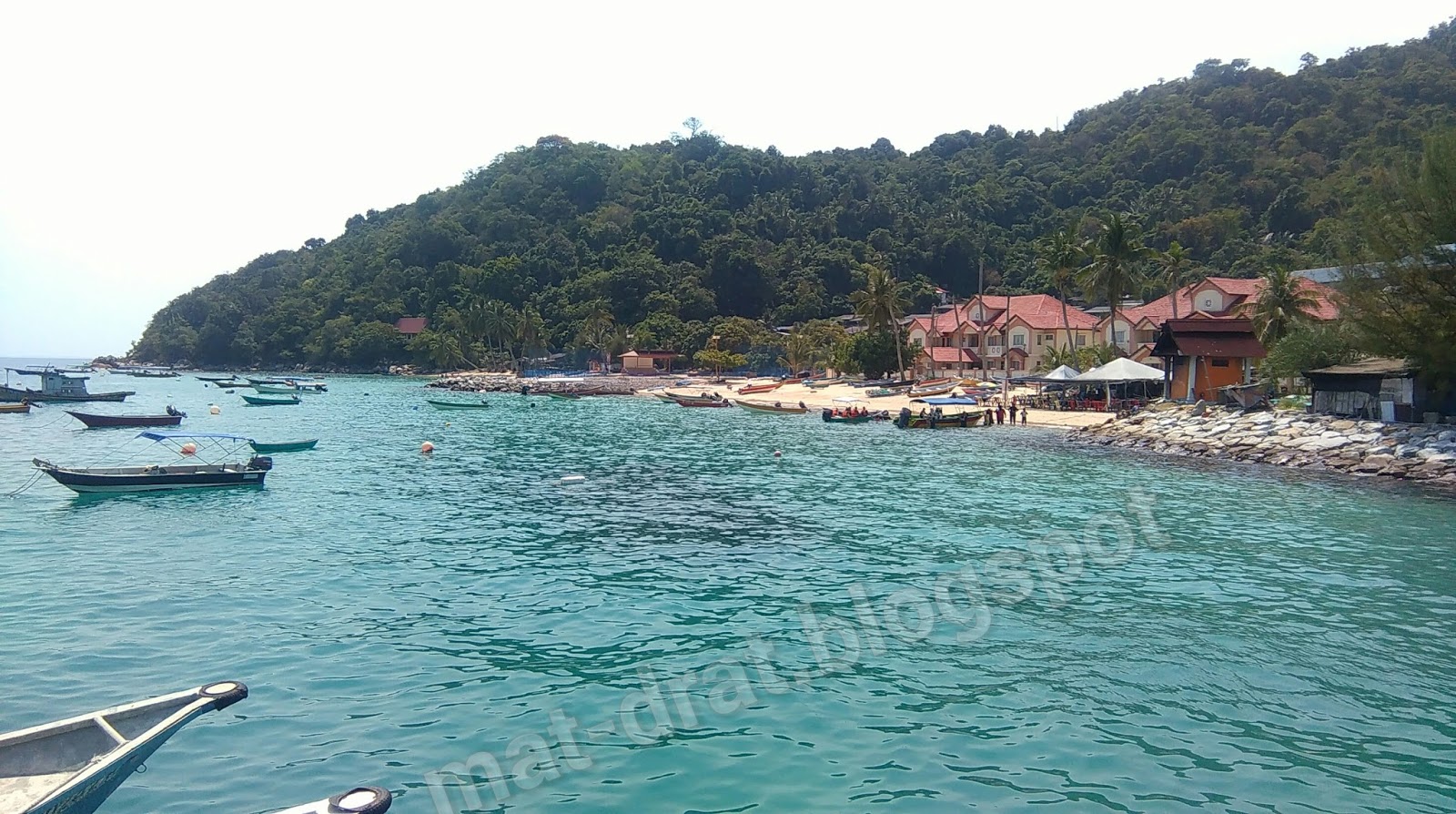 MAT DRAT: Kampung Nelayan Pulau Perhentian Kecil
