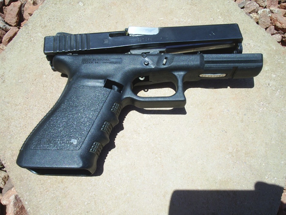 traded Beretta 92fs for a Glock 22 - AR15.COM