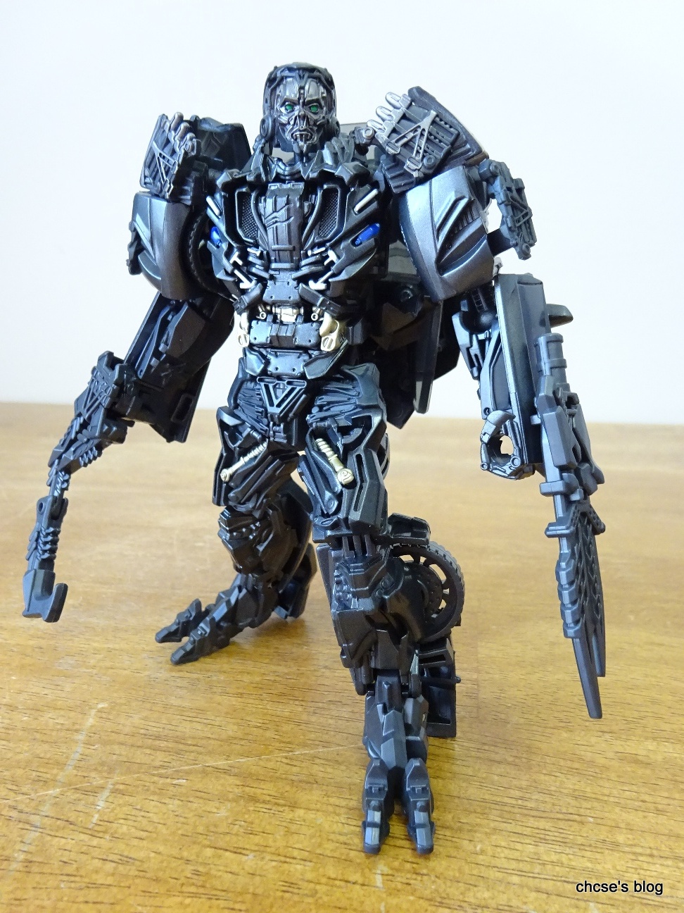 ChCse's blog: Toy Review: Transformers Generations Studio Series ...