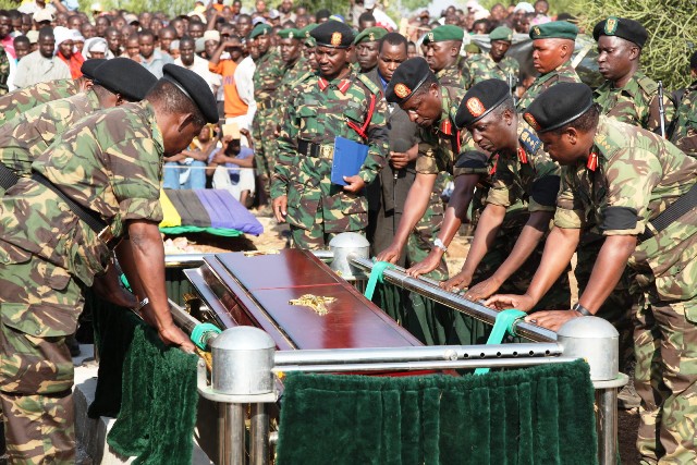 Mambo ya Leo: Kikwete aongoza maziko ya Mayunga