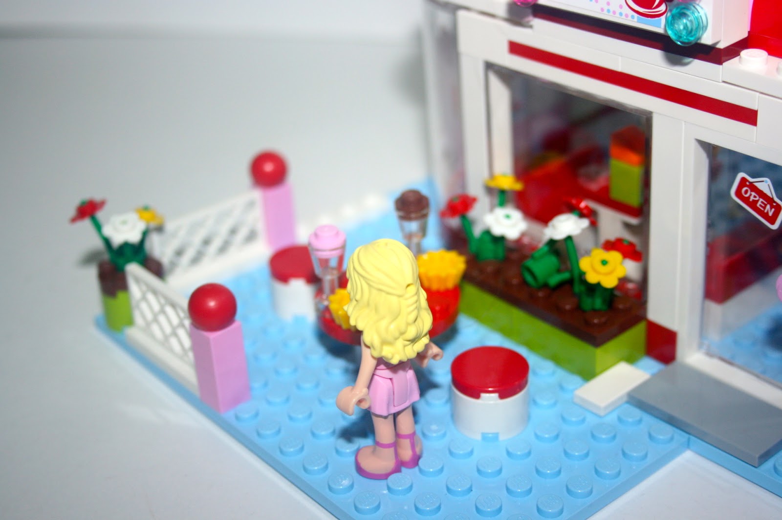 EL DRAGON DORADO: OTROS JUGUETES