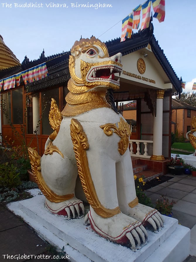 Dhamma Talaka Peace Pagoda - Buddhist Vihara in Birmingham - The Globe ...